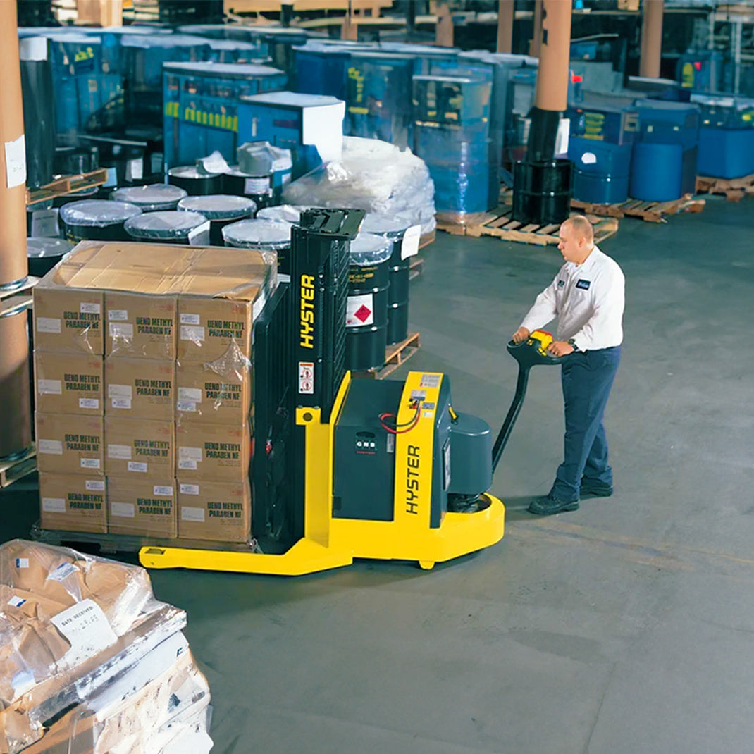 Pallet Stacker – ICON Hyster